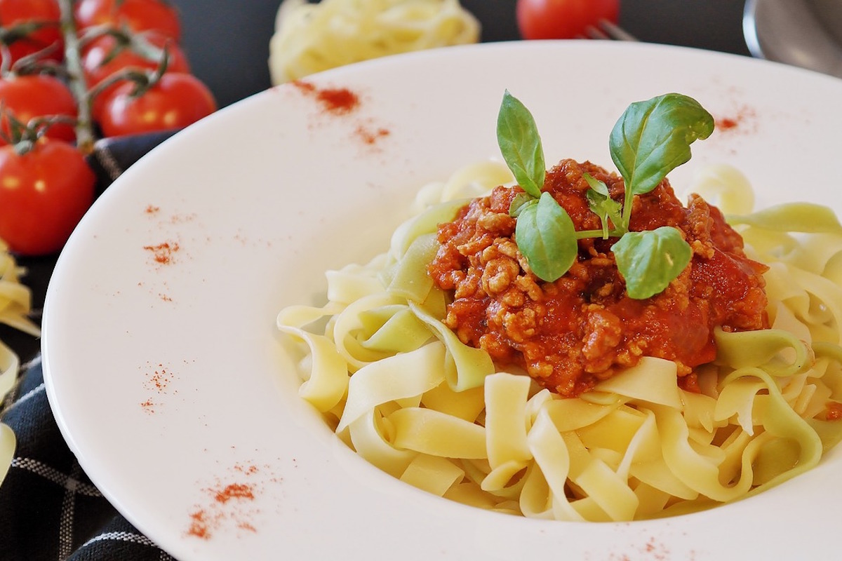 Vacanze in Italia, un quarto dei turisti degusta cibi e vini italiani ...